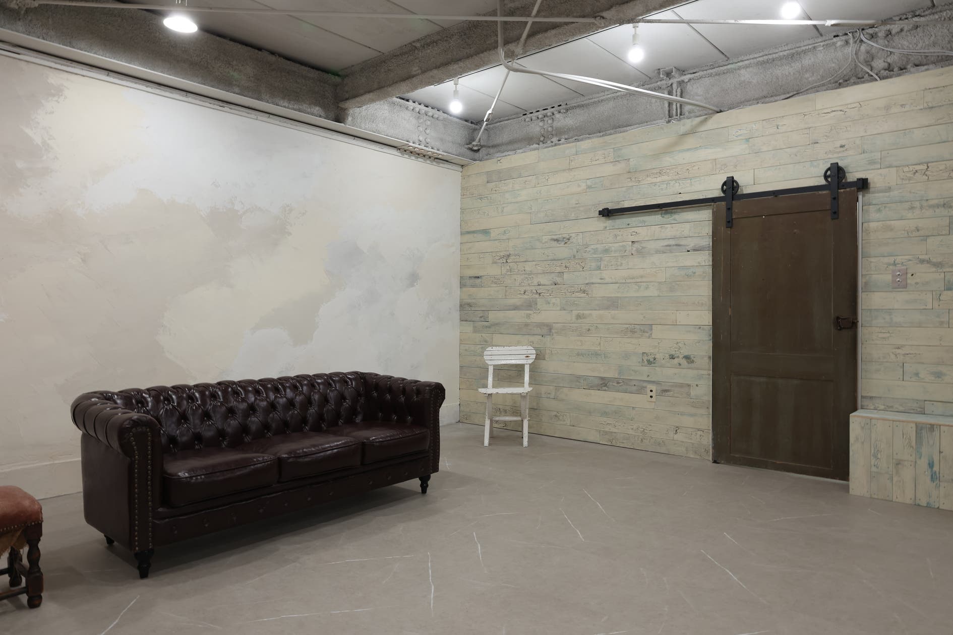 【新宿・中野、広くて安い】貸出機材・メイクルーム充実で撮影会に最適　ダンス・ヨガ・コスプレ・ペット・子ども連れもokの写真6