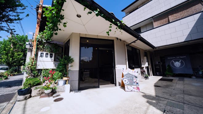 京都駅から徒歩圏内、お洒落なレンタルカフェスペース ~撮影会、イベント、交流会、女子会、ママ会利用可~の写真3