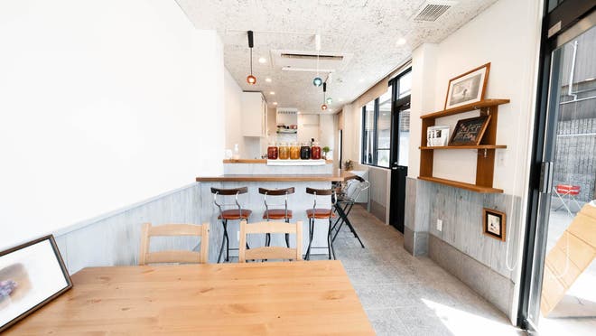 京都駅から徒歩圏内、お洒落なレンタルカフェスペース ~撮影会、イベント、交流会、女子会、ママ会利用可~の写真7
