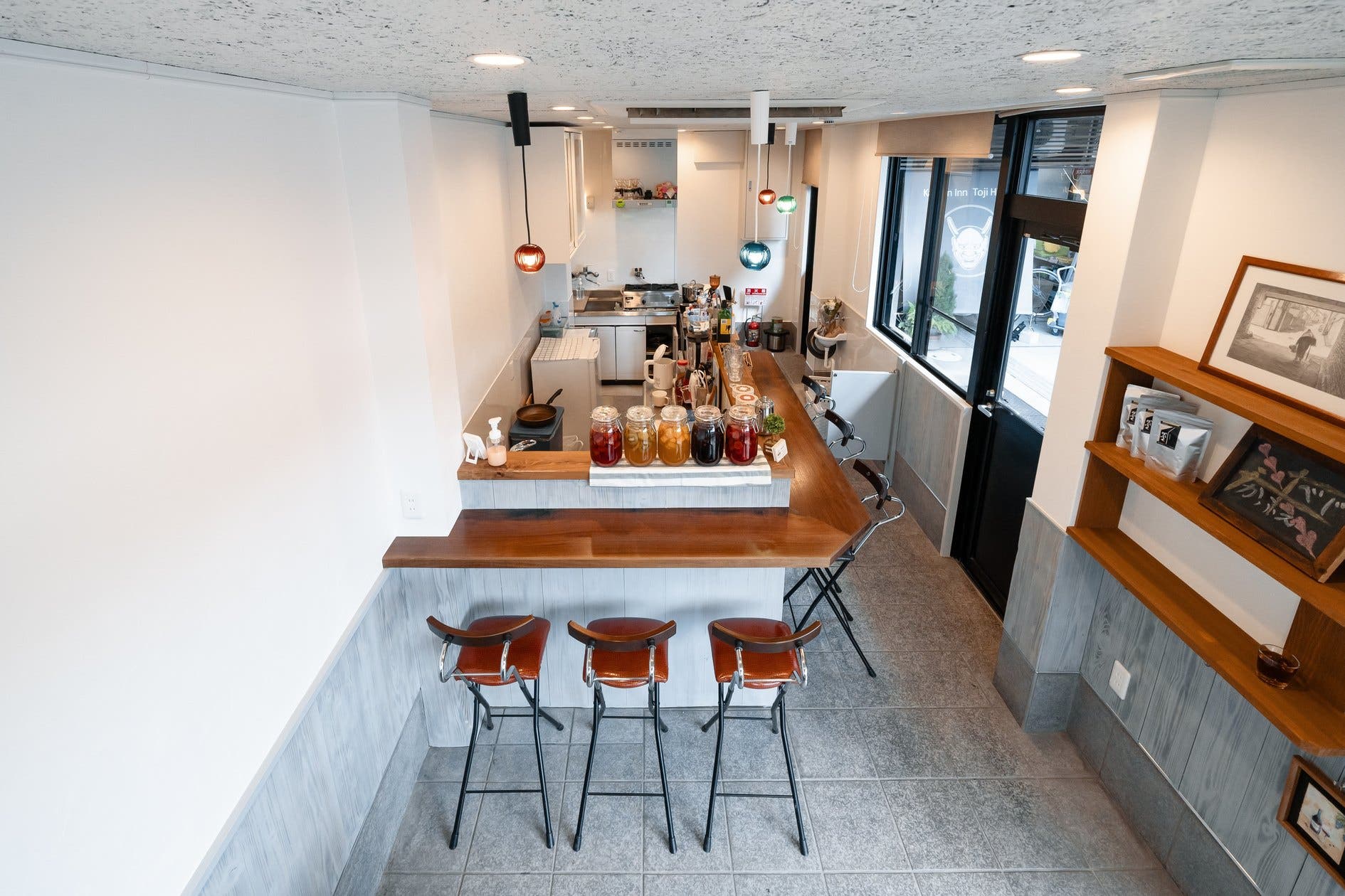 京都駅から徒歩圏内、お洒落なレンタルカフェスペース ~撮影会、イベント、交流会、女子会、ママ会利用可~の写真8