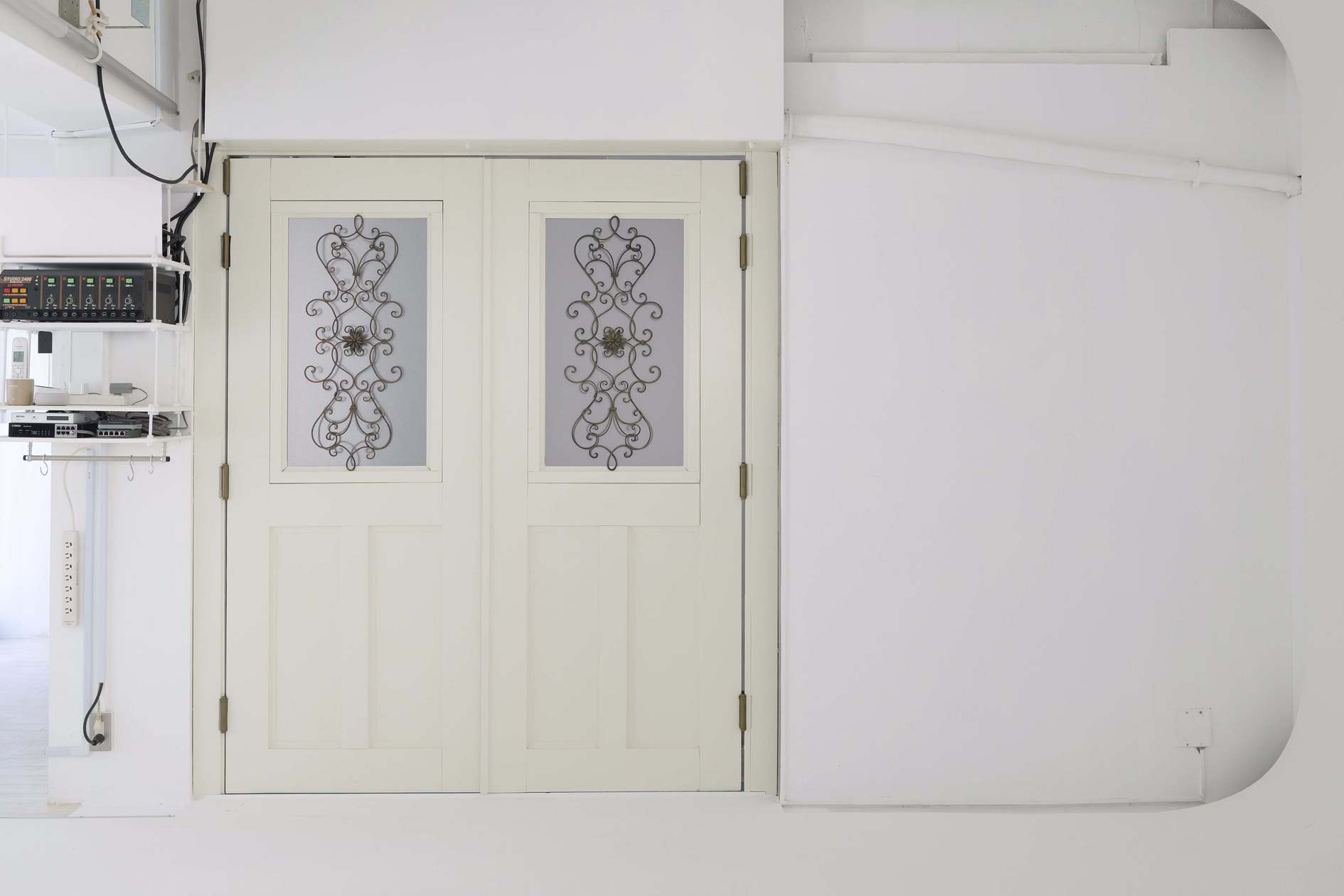 【目黒駅10分】メイク室つき白ホリゾント貸しスペースの写真7