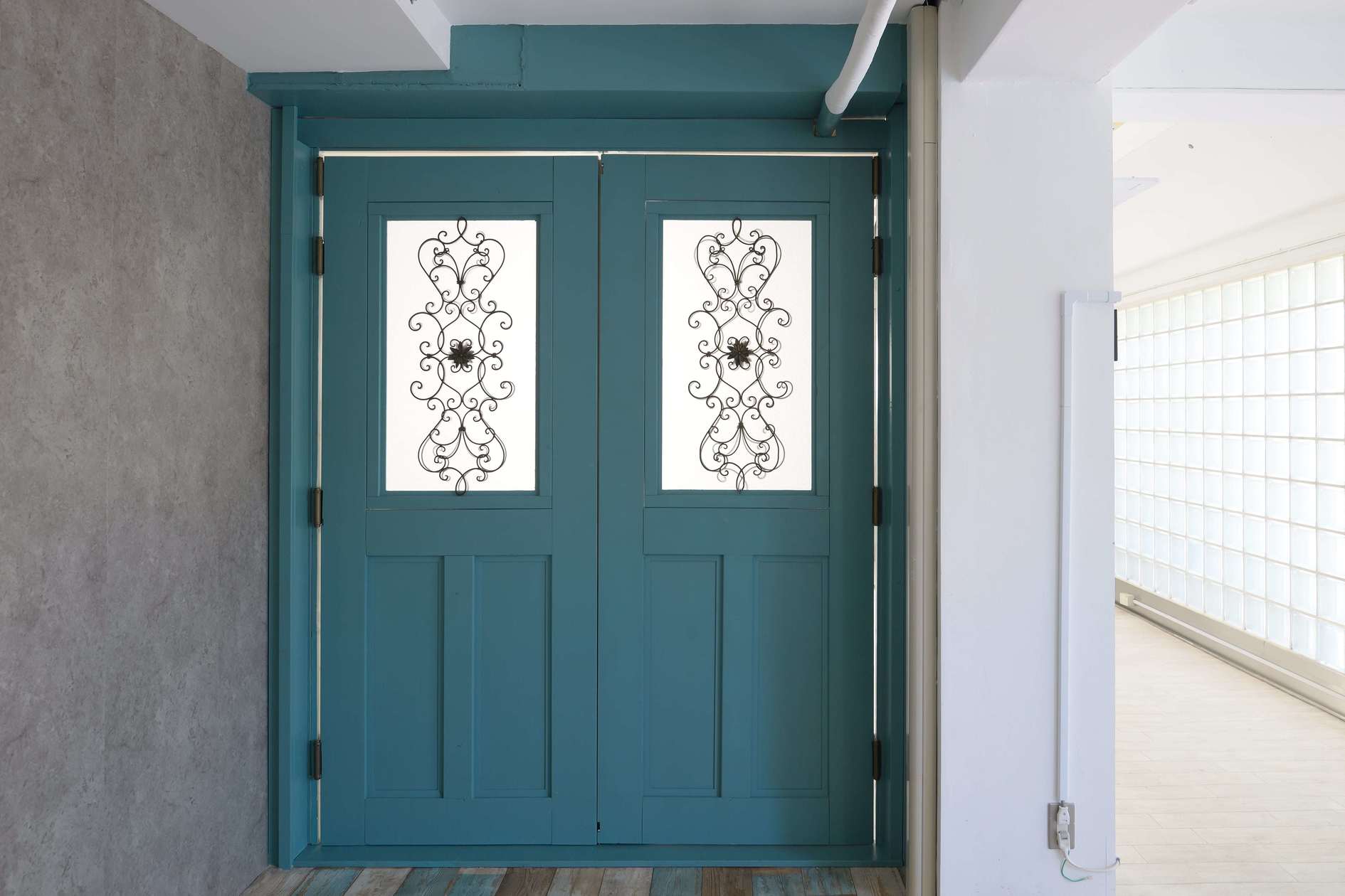 【目黒駅10分】メイク室つき白ホリゾント貸しスペースの写真8