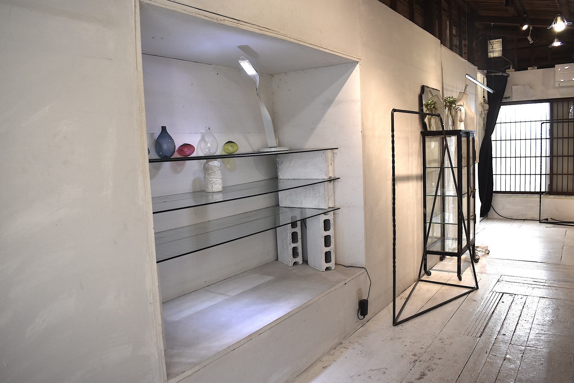 《中目黒駅徒歩1分》築70年の古民家をモダンにリノベーションしたギャラリー。撮影、展示会、pop up、アート作品展などに！の写真14