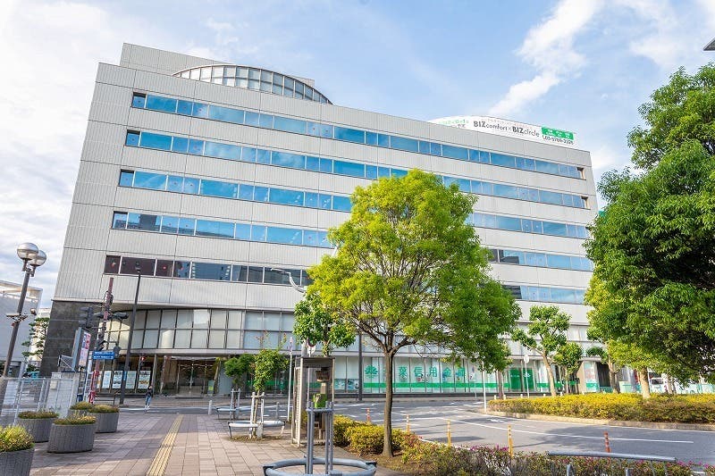 【JR千葉駅徒歩１分】千葉駅前 ６名用会議室 打合せやWEB会議✨#Wi-Fi #電源 #ホワイトボード #フリードリンクの写真3