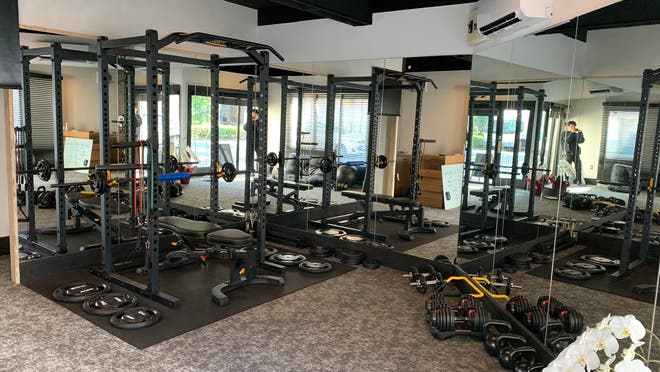 清澄白河初のレンタルフィットネススタジオ!高重量トレーニングからヨガ、キックボクシングまで、様々なトレーニングが可能!の写真2