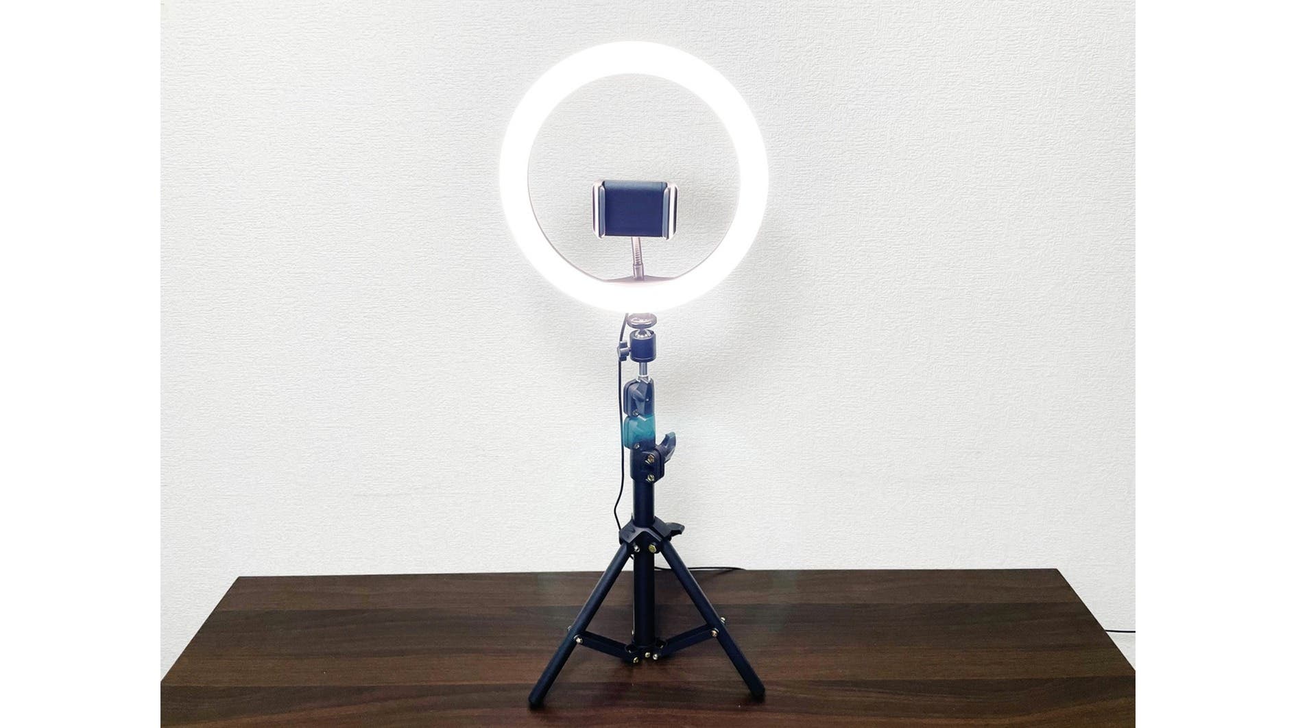 ⭐️光回線導入！⭐️＜シティ会議室＞リモート・テレワークに最適♪新大阪駅１分♪Wi-Fi/49V型TV/リングライト無料！の写真9