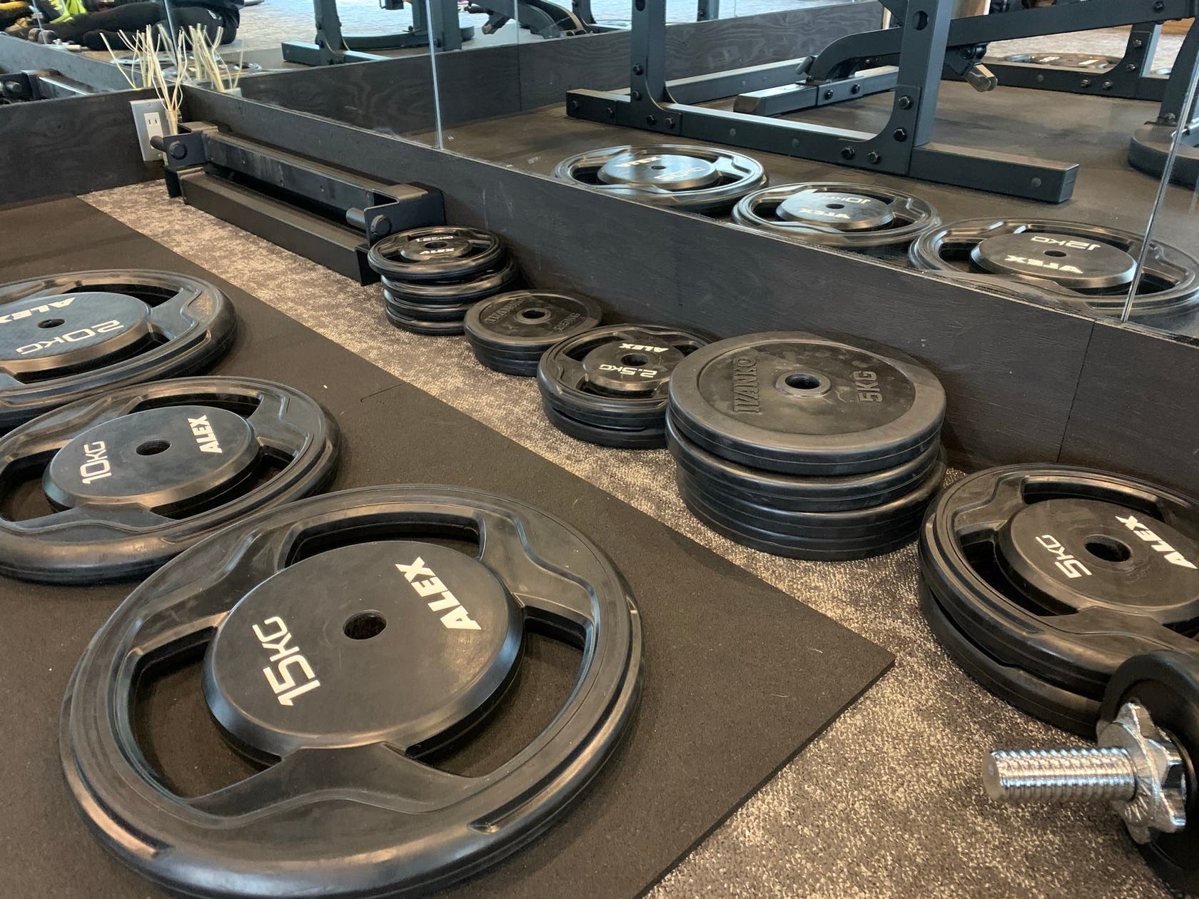 清澄白河初のレンタルフィットネススタジオ！高重量トレーニングからヨガ、キックボクシングまで、様々なトレーニングが可能！の写真12