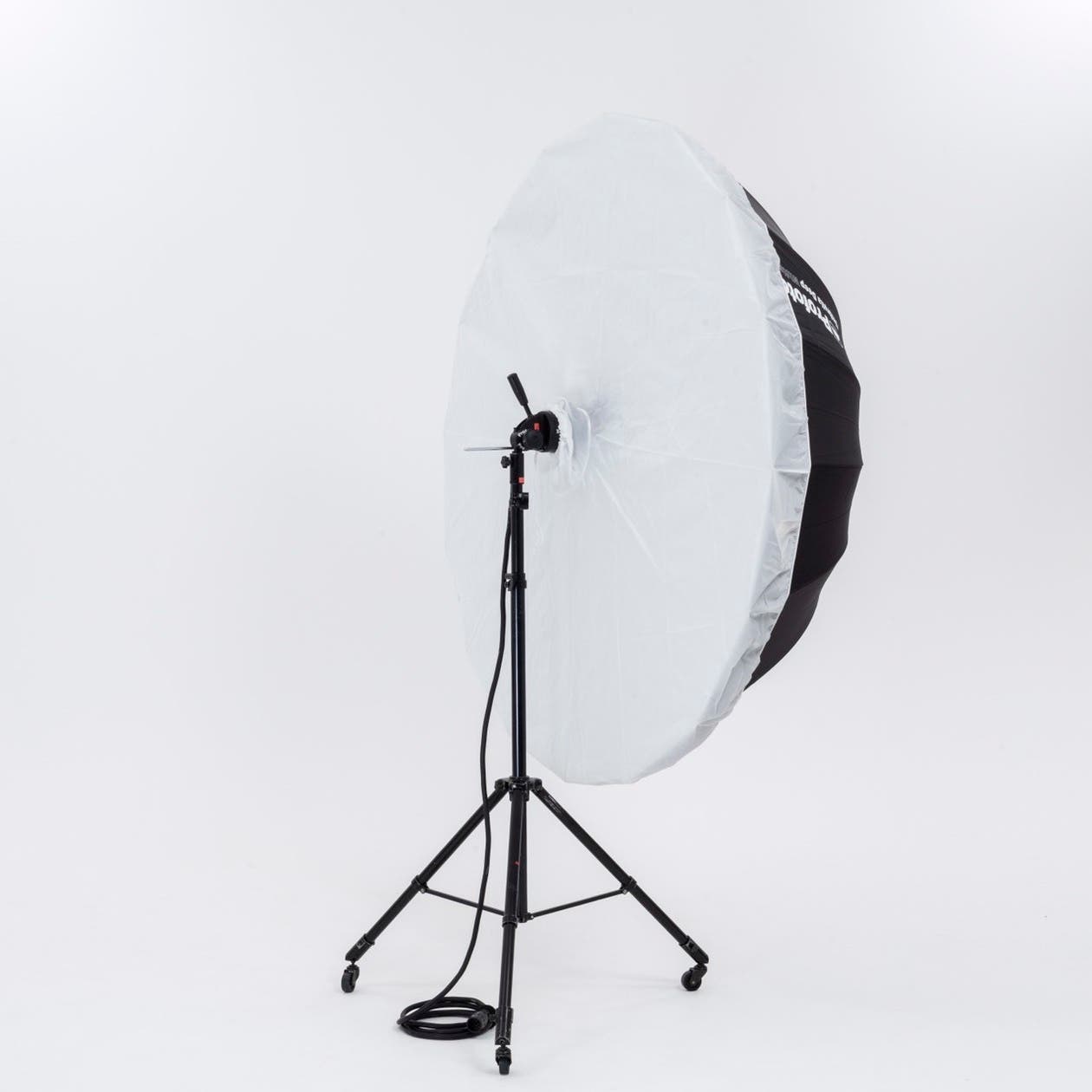 アンブレラディープホワイトXLディフューザー(プロフォト)の画像1