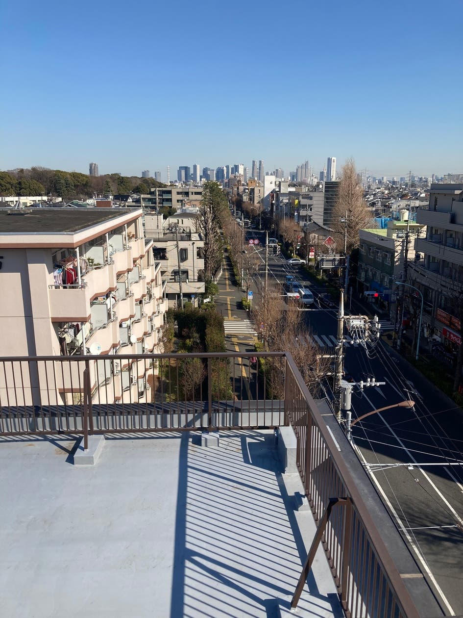 新宿方向撮影可能！屋上スペース！の写真6