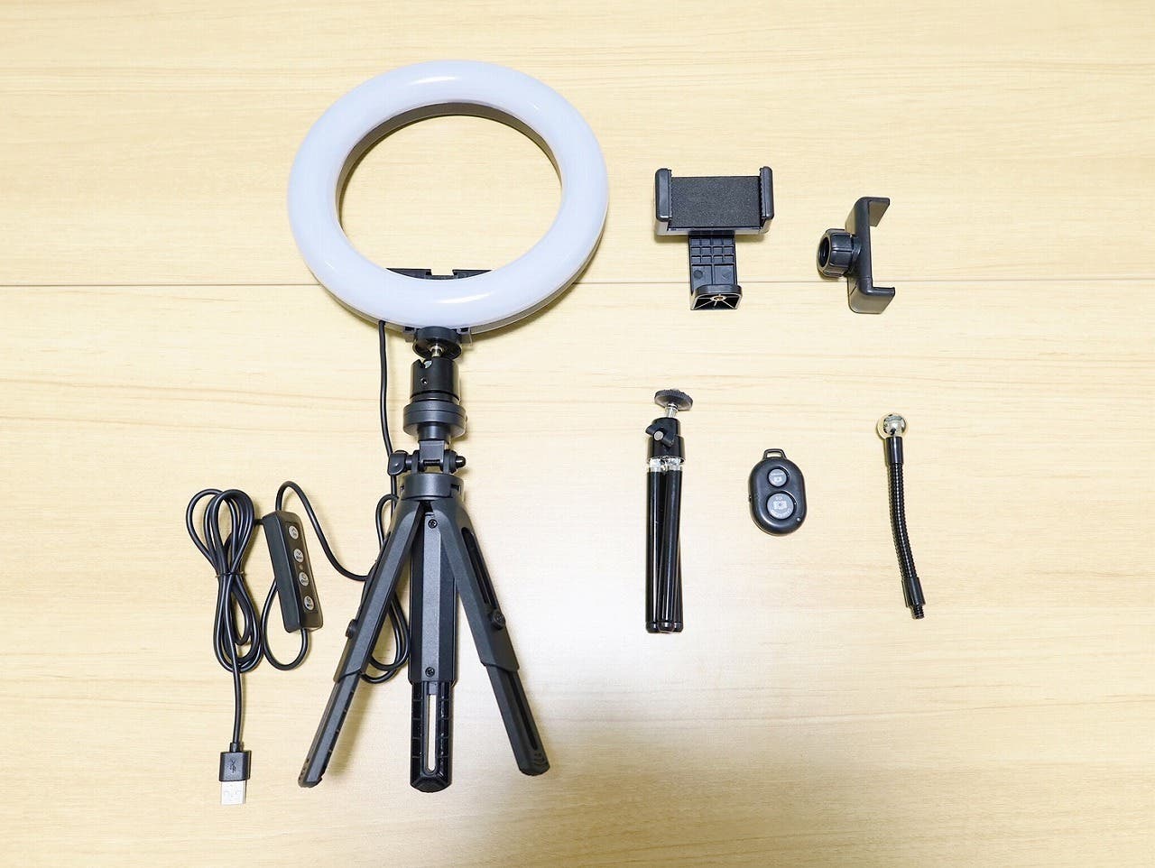 【蒲田駅3分！8名利用可！】WiFi・プロジェクター・ホワイトボード全て無料！ふれあい貸し会議室 蒲田Aの写真9