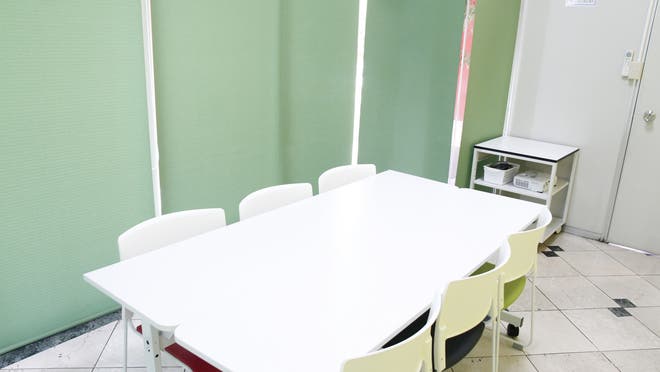 【小禄駅徒歩2分】定員6+α名!プロジェクター含む備品・高速Wi-Fi無料!小禄201会議室の写真7