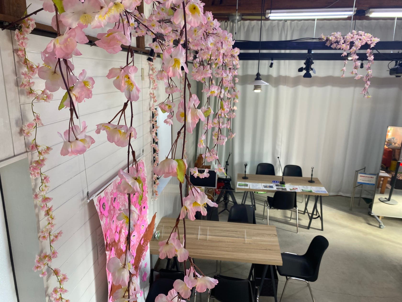 鯉が泳ぐ城下町にある貸スタジオ　会議・女子会・展示会・イベントなどOK！の写真12