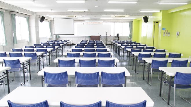 【小禄駅徒歩2分】定員90+α名!プロジェクター含む備品・高速Wi-Fi無料!小禄701会議室の写真3