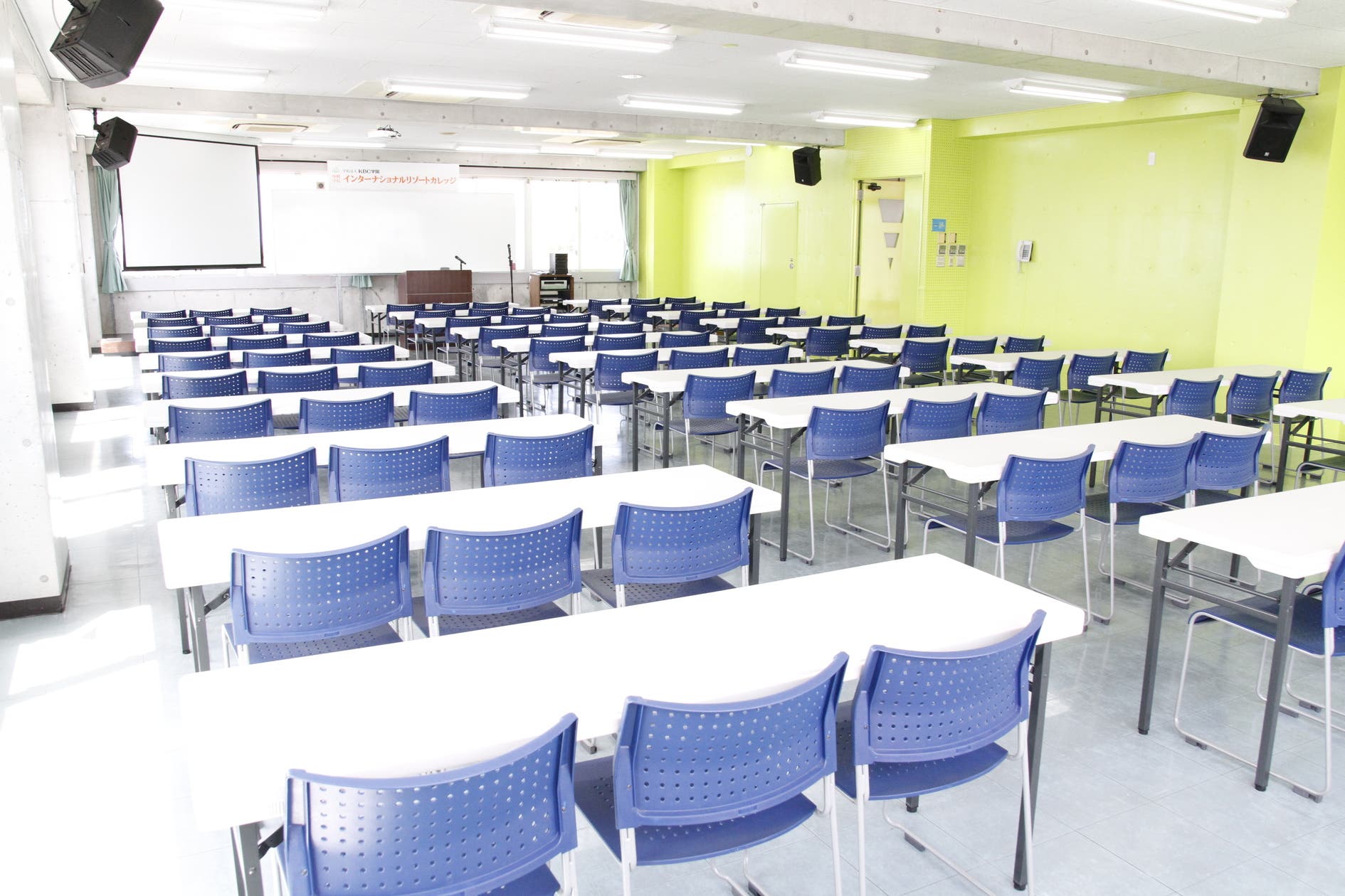 【小禄駅徒歩2分】定員90＋α名！プロジェクター含む備品・高速Wi-Fi無料！小禄701会議室の写真9