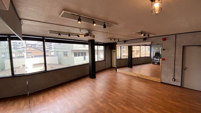 【京阪樟葉駅徒歩6分】★ダンス・ヨガ・動画撮影★有線LANで安定したオンラインレッスン★24時間利用可★の写真1