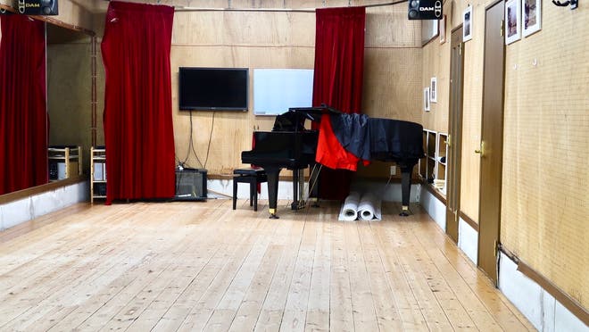 ユージンホール音楽室の写真1