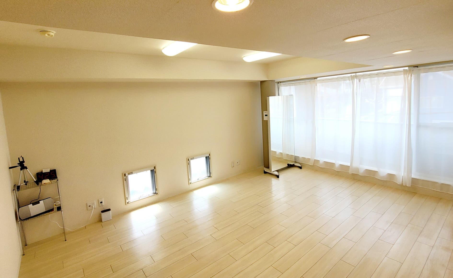 青葉台駅7分！ダンススタジオ！【24H営業】自然光の入るちょうど良い25㎡！の写真4