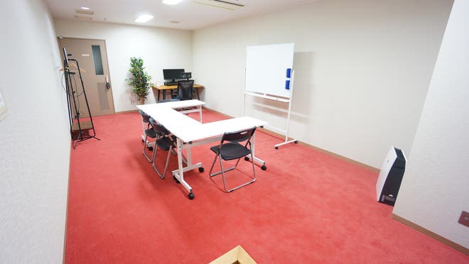 【レンタルスペース@名鉄 小牧駅①】5名収容♪光Wi-Fi/ワイドモニター無料!テレワーク/作業場所/Web会議/面談/商談の写真1