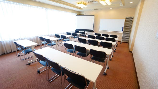 【レンタルスペース@名鉄 小牧駅③】20名収容♪光Wi-Fi/プロジェクタ無料!会議/セミナー/ワークショップの写真9