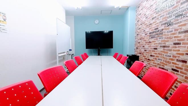 【秋葉原3分・12名】地下1階で音出しOK🎷ボドゲ🍀高速Wi-Fi・大型モニター全て無料【お気軽会議室#AKIBA】の写真2