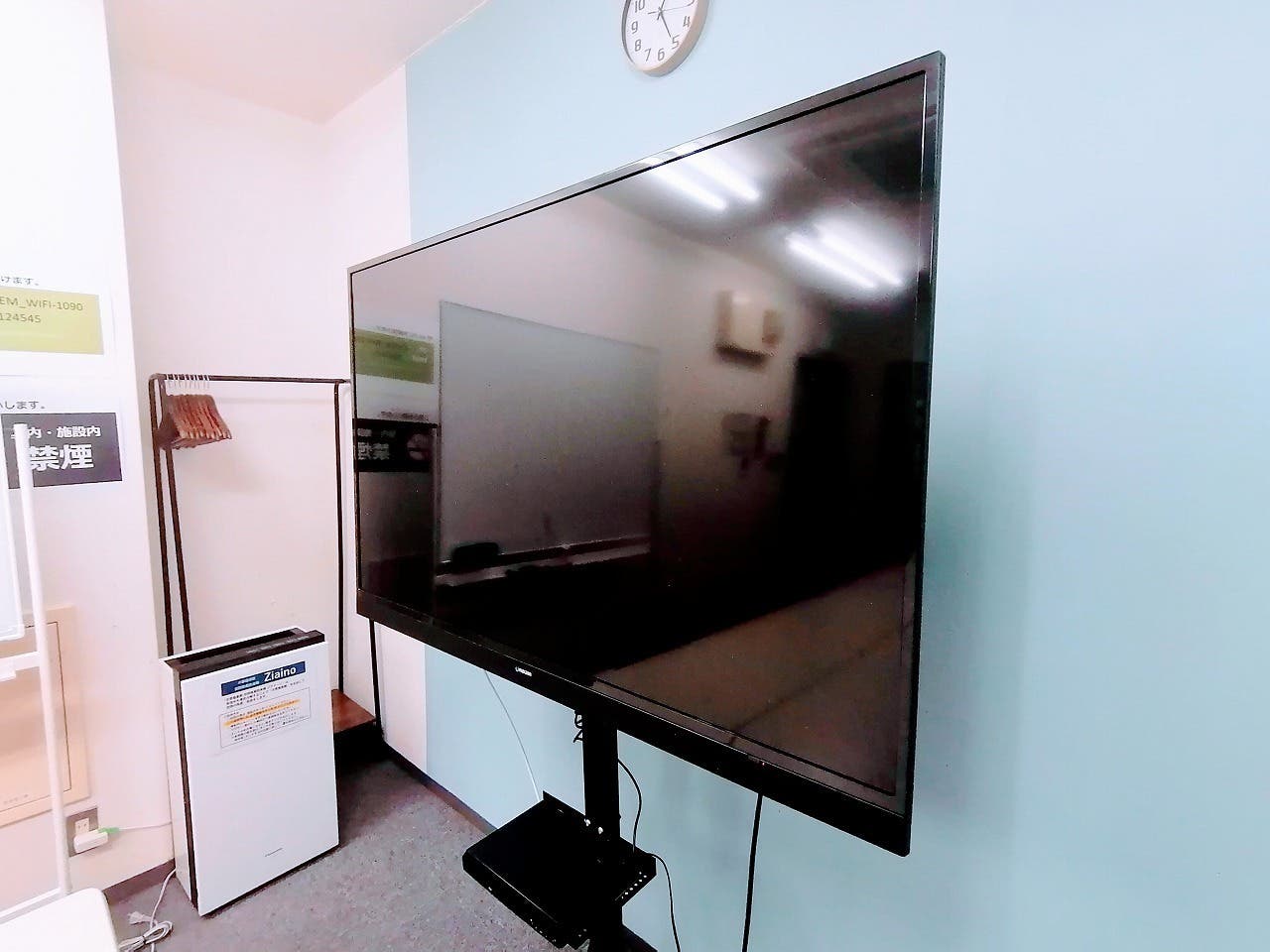 【秋葉原3分・12名】地下1階で音出しOK🎷ボドゲ🍀高速Wi-Fi・大型モニター全て無料【お気軽会議室#AKIBA】の写真6