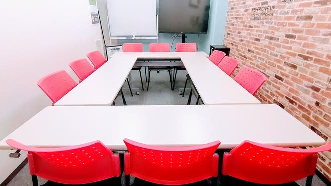 【秋葉原3分・12名】地下1階で音出しOK🎷ボドゲ🍀高速Wi-Fi・大型モニター全て無料【お気軽会議室#AKIBA】の写真8