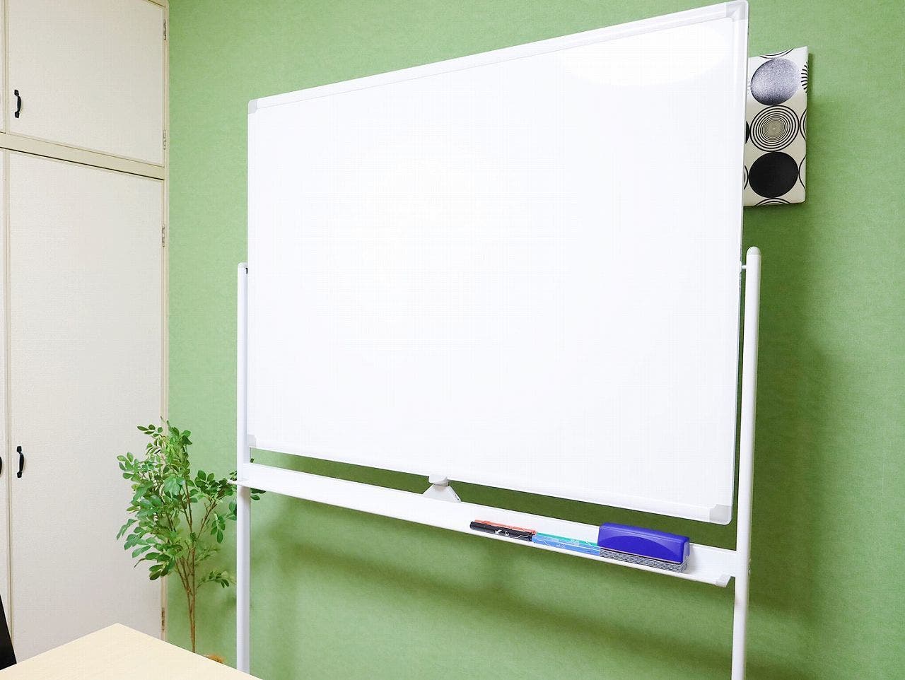 【柏駅5分！10名利用可！】3/31オープン！綺麗！WiFi・プロジェクター・ホワイトボード全て無料！ふれあい貸し会議室 柏Cの写真10