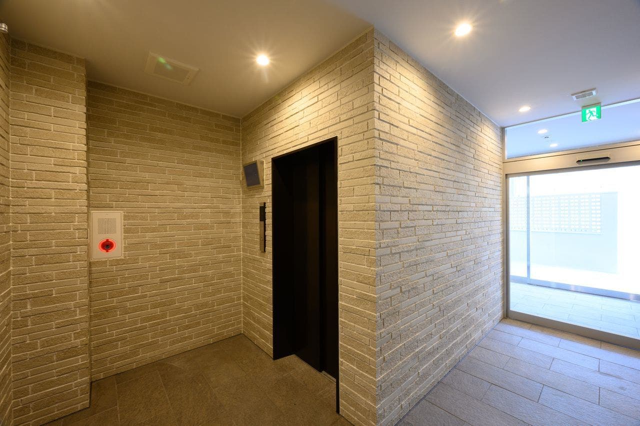 約70坪の屋上スペース！MV・PV動画撮影に人気！少人数の静かな会合など用途多数。屋上直通エレベーター・水道・コンセント完備！の写真16