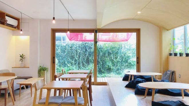 お洒落なカフェをレンタルしてみませんか? 駅徒歩3分の好立地!の写真1