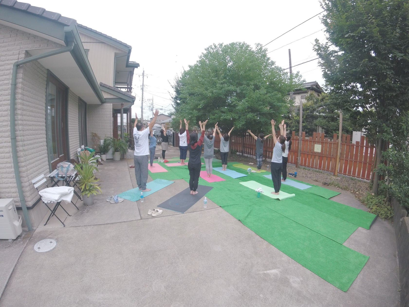 当日もご相談ください！　目の前駐車OK　庭を眺める空間　ダンス写真撮影、ミーティングから女子会、推し会、同窓会までの写真5