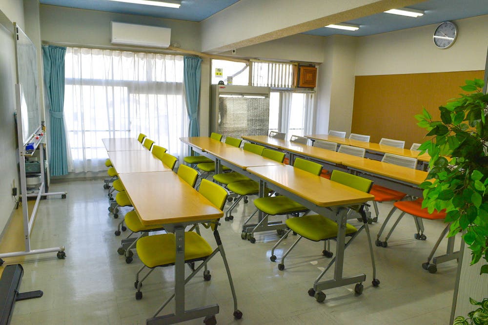 ＜ブルースター会議室＞名駅5分！テレワーク最適！ Wi-Fi光回線/プロジェクタ無料/窓・換気扇・空気清浄機付の写真1