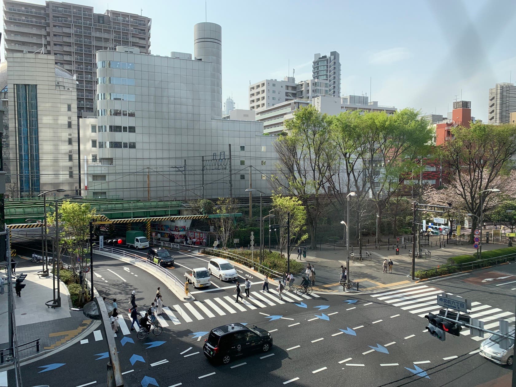 【渋谷駅徒歩3分】宮下パーク向かい！眺めの良い清潔感溢れるパーソナルレンタルジム <5in1マルチファンクショナルマシン導入>の写真25