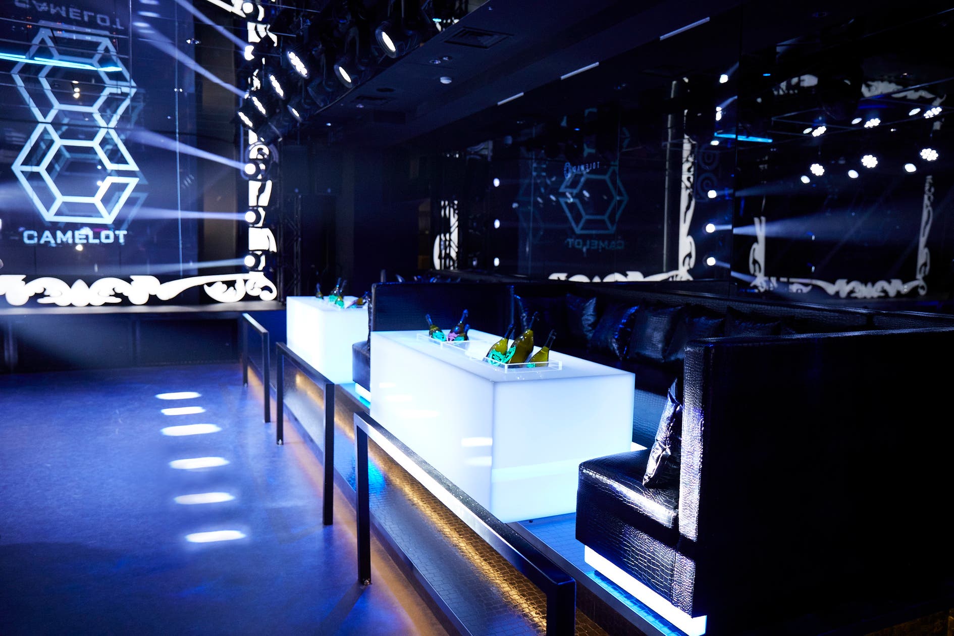 CAMELOT B3 FLOORの写真3