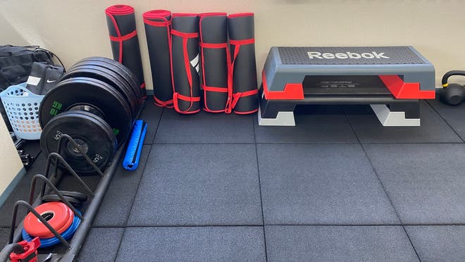 【東日本橋エリア】パーソナルトレーニングにおすすめ/レンタルジム/機材完備/無料Wi-Fiあり/セミナー利用/会議におすすめの写真2