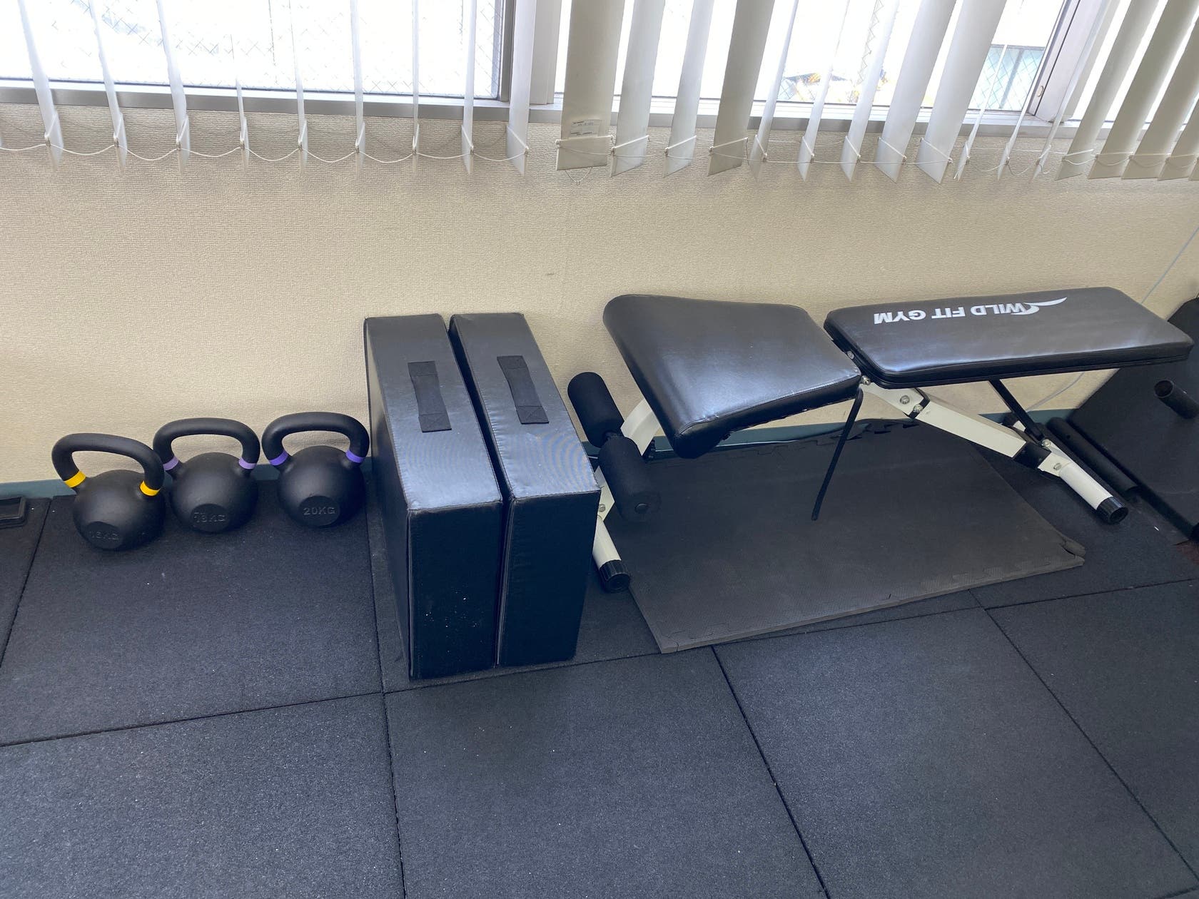 【東日本橋エリア】パーソナルトレーニングにおすすめ/レンタルジム/機材完備/無料Wi-Fiあり/セミナー利用/会議におすすめの写真5