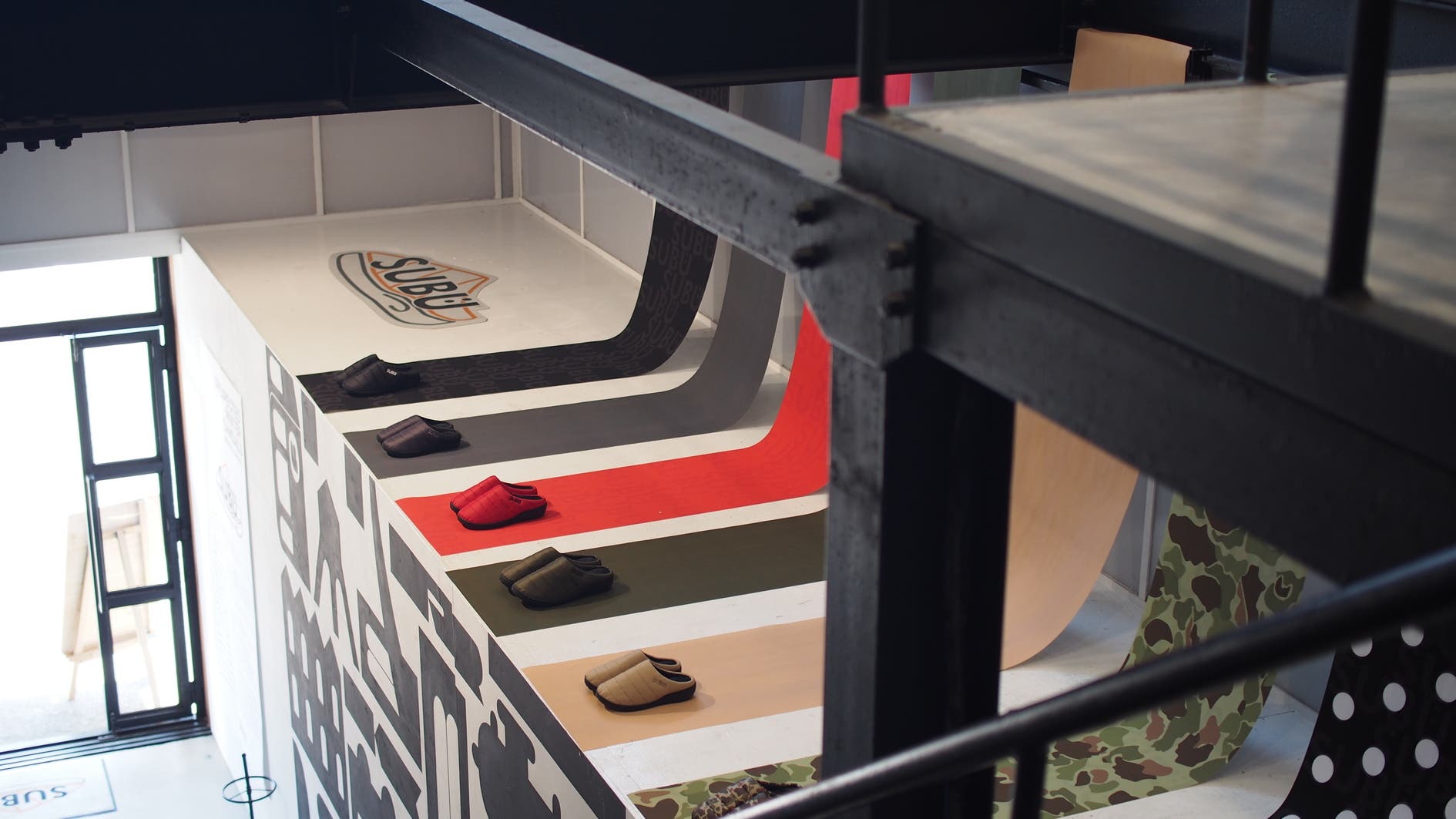 新木場駅徒歩5分　約163㎡・天井高約4mの白いインダストリアルな空間。の写真9