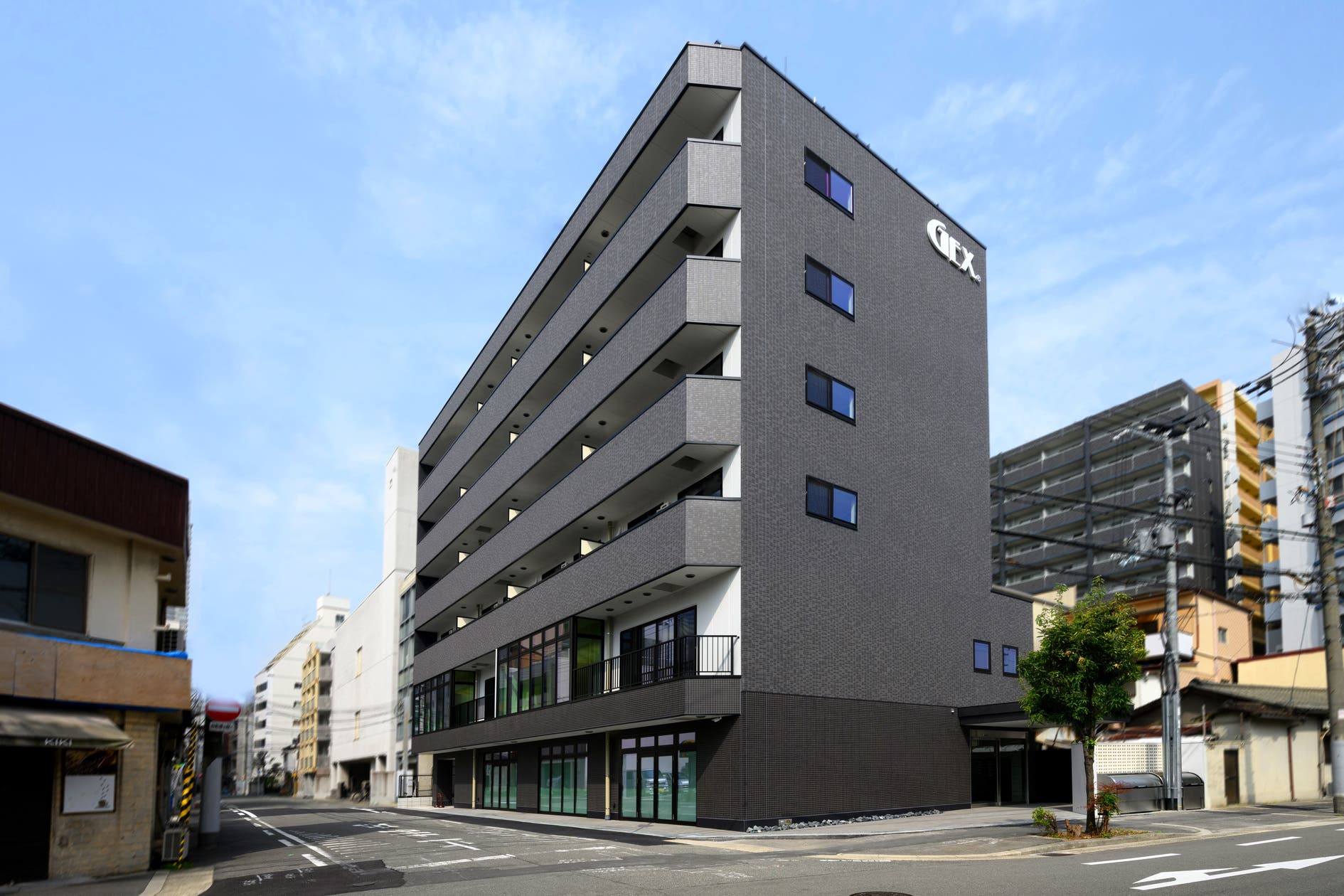 約70坪の屋上スペース！MV・PV動画撮影に人気！少人数の静かな会合など用途多数。屋上直通エレベーター・水道・コンセント完備！の写真14