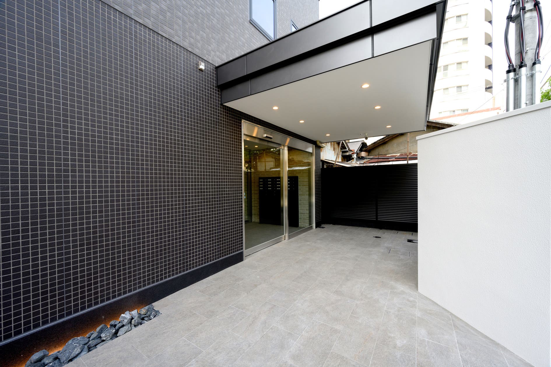 約70坪の屋上スペース！MV・PV動画撮影に人気！少人数の静かな会合など用途多数。屋上直通エレベーター・水道・コンセント完備！の写真15