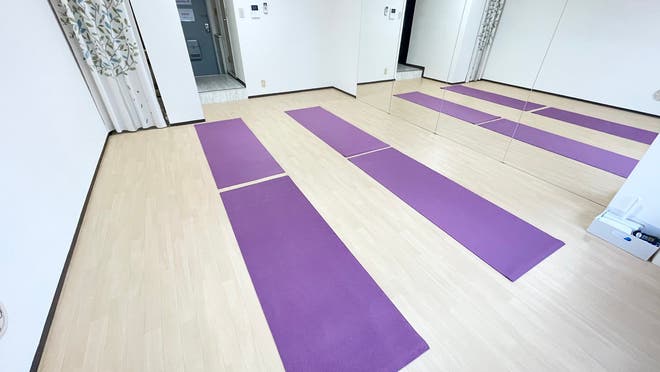 ✨広島パルコ徒歩1分✨ダンス、ヨガ、トレーニング、バレエ、演劇などの練習に最適!大型鏡、Bluetoothスピーカー完備!の写真3