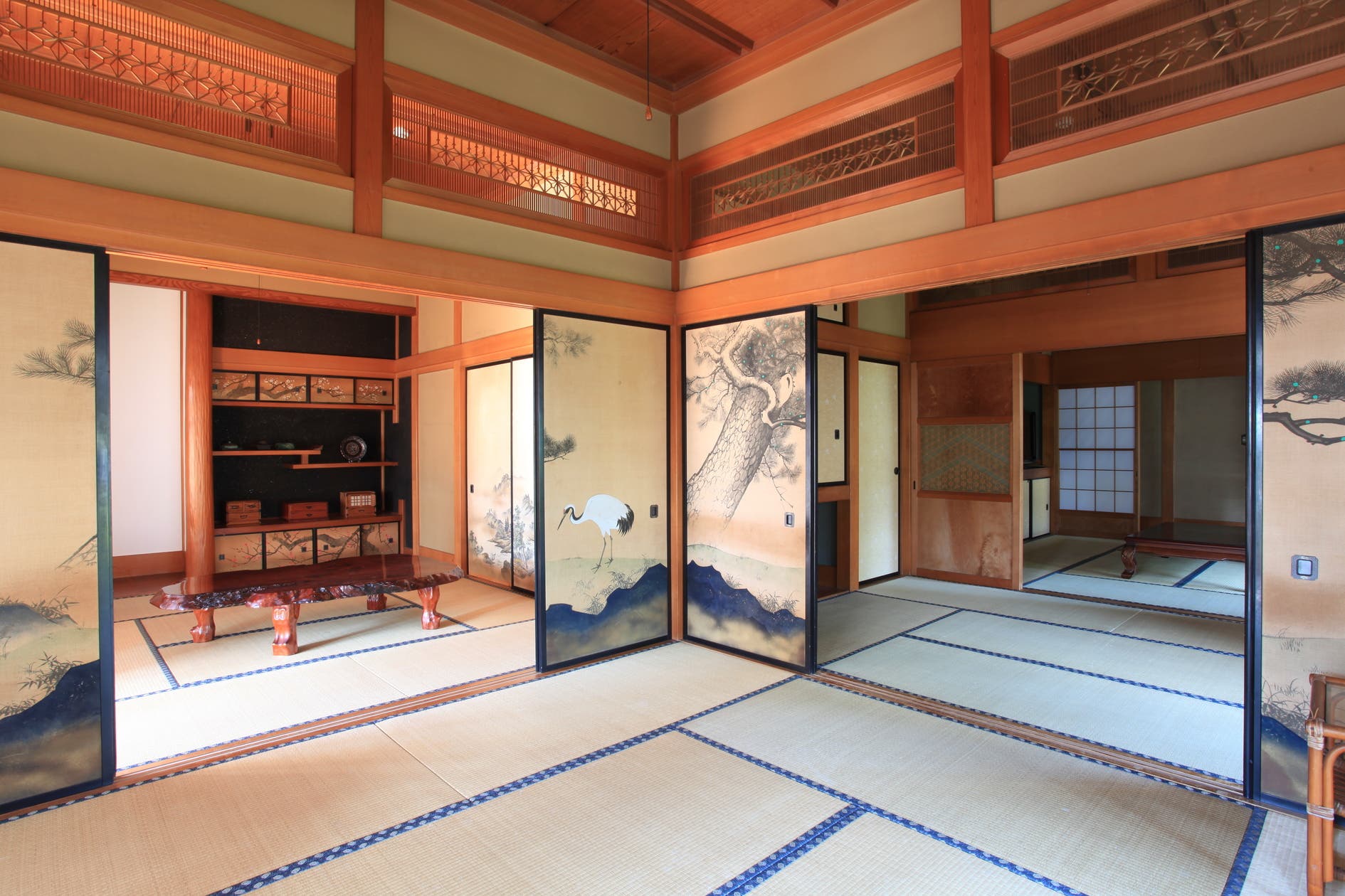 【葛飾区お花茶屋】宮大工の手による天井高３mの純日本家屋「お花茶屋森谷邸」本館建物205㎡ 敷地1000㎡（23区内希少）の写真8