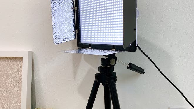 自然光の入るヘアセットブース!ヘアメイク・メイクレッスン・ネイル・パーソナルカラー診断・パウダールーム利用に!の写真13