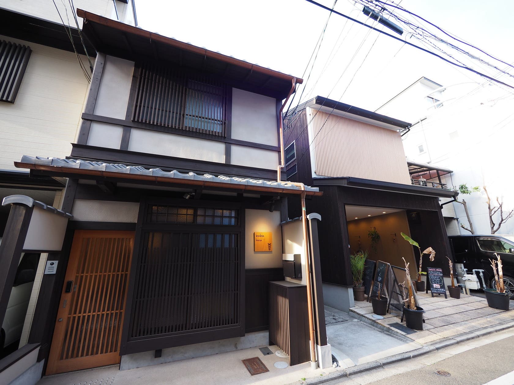 デスク完備・無料託児付きワーケーション／四条烏丸徒歩８分／京町家style【２階和室／共用バス・トイレ】の写真16