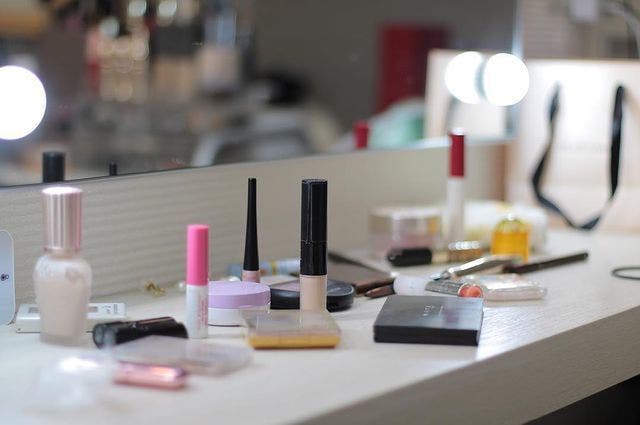 【ココスタジオ日本橋】黒の撮影ルーム📸 換気・定期消毒✨無料WiFi✨コスプレ撮影👚✨の写真18