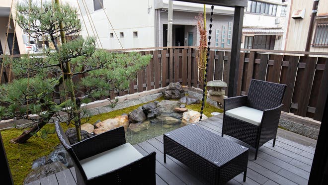 兼六園もひがし茶屋街も徒歩7分程度/女子会/撮影/庭/池/雪吊り/料理教室の写真3