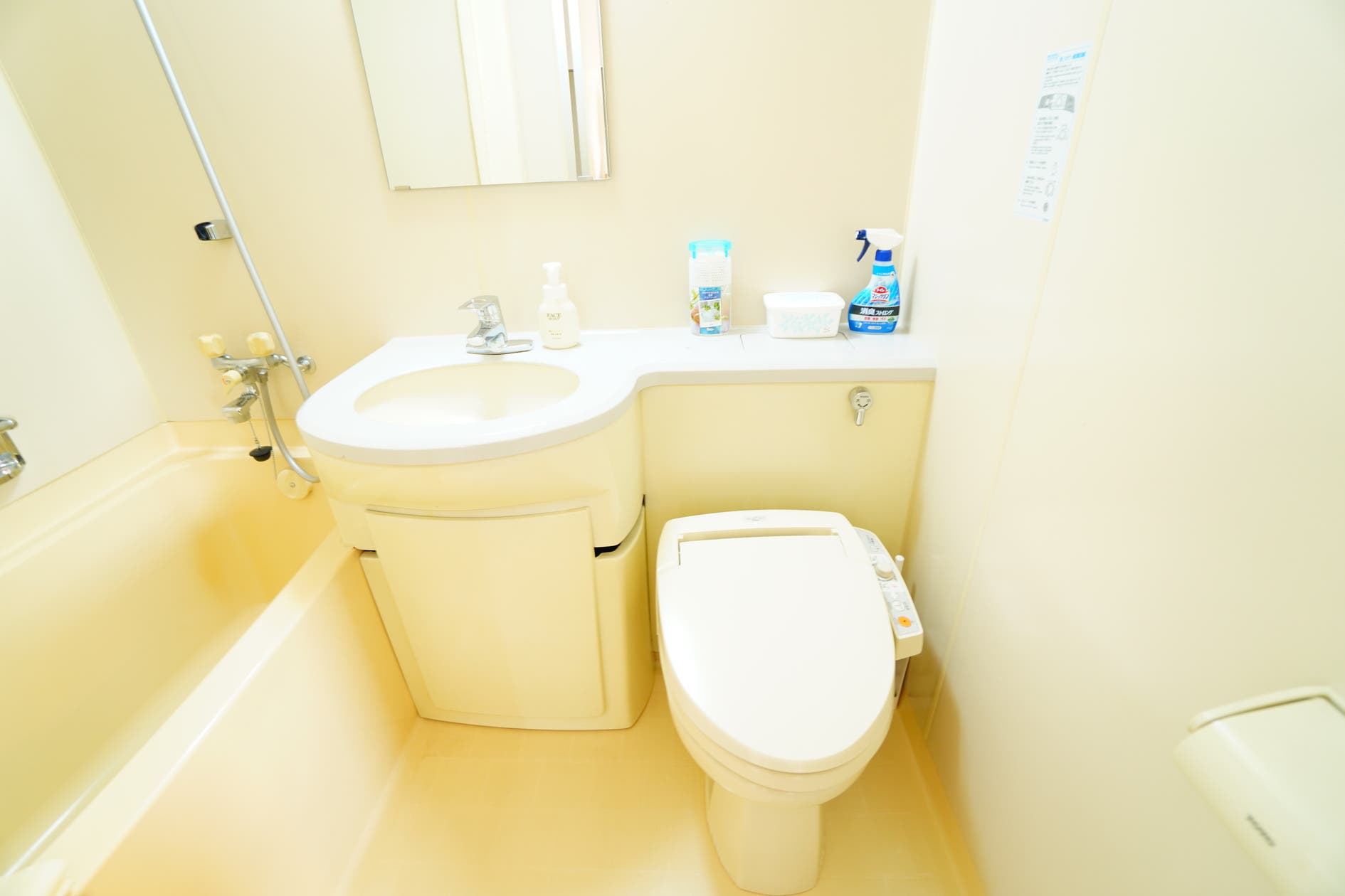 ＜豊橋駅前完全個室ワークスペース900＞光Wi-Fi/モニター/ソファ付き！テレワーク/Web会議,面接/撮影の写真9