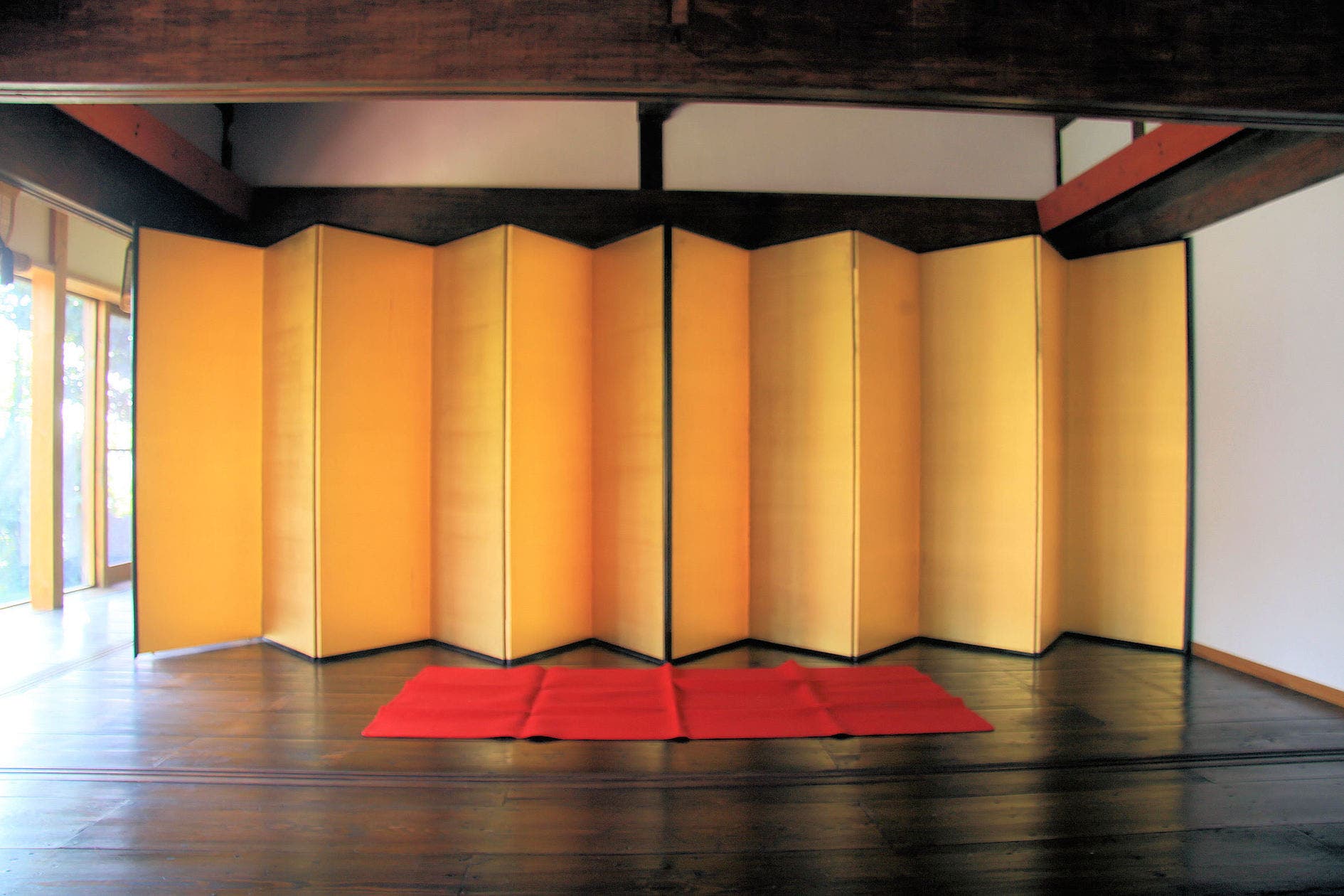 【感染対策に一棟貸し】築120年古民家開放的プライベート庭園も自由に使えますの写真9