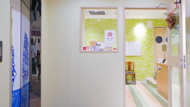 【大船駅徒歩3分】パソコン一つで利用できる!セミナー講師の声で生まれたレンタル会場。キッチンレンタルプランもあります。の写真2