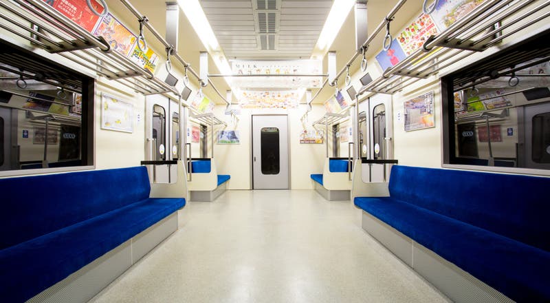 【Train studio】in Booty東京　リアルな電車内セット！コスプレも商用も可★