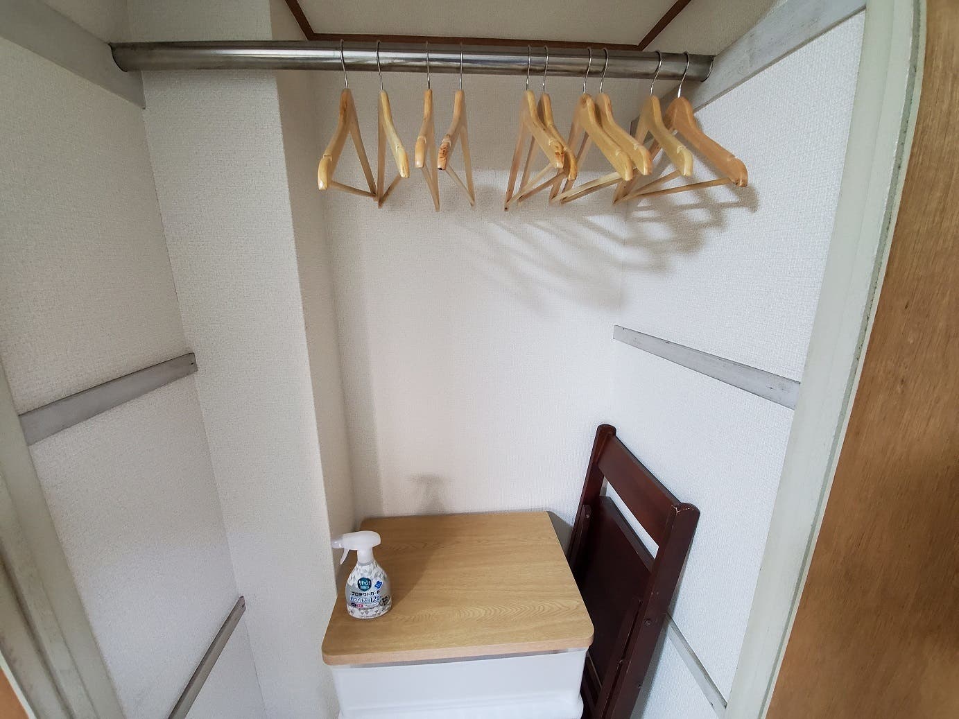 【稲毛駅4分】自然光たっぷり快適！完全個室！光Wi-Fi/モニター/テレワーク・会議・セミナー・面接・商談・撮影・朝活に最適の写真9