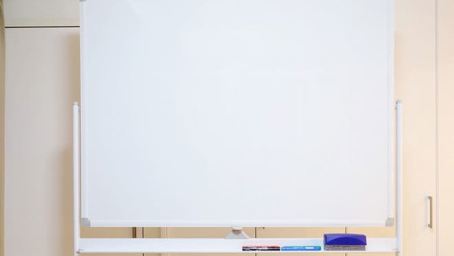 【川越駅3分!10名利用可!】綺麗な室内!WiFi・プロジェクター・ホワイトボード全て無料!ふれあい貸し会議室 川越Aの写真10